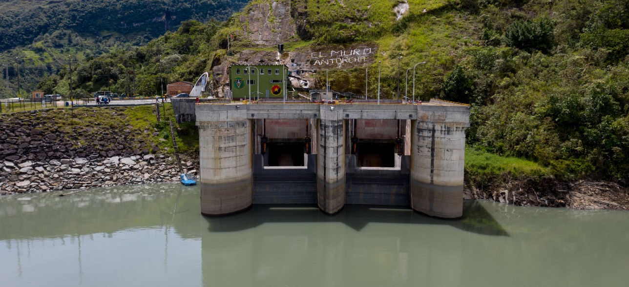 Construcción de bocatoma y obras conexas de la Central Hidroeléctrica ...